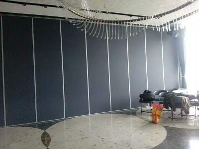 Cina Pista mobile moderna decorativa di caduta dei muri divisori dell'ufficio sul soffitto in vendita
