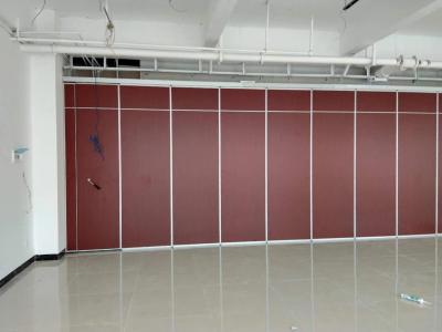 中国 カスタマイズされる会議室の音の証拠の操作可能な隔壁の生地によって終えられる色 販売のため