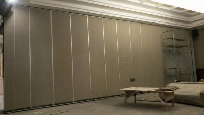 中国 内部の防音アルミニウム ホテルの引き戸のローラーが付いている移動可能な隔壁 販売のため