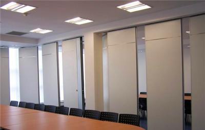 Cina Cellulare di legno insonorizzato che fa scorrere i muri divisori per colore su misura di sala per conferenze in vendita