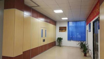 China Espaço do revestimento da tela que salvar a parede de separação acústica móvel para a sala de conferências à venda