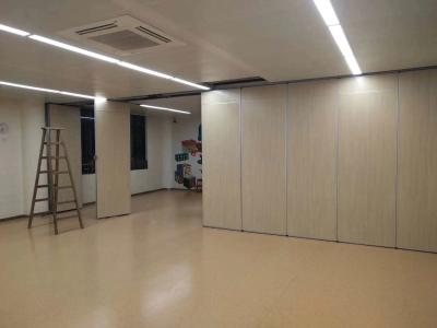 China Laminate Finished Aluminium Frame Folding Partition Walls For Restaurant for sale