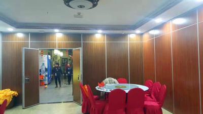 Cina Divisioni laminate del fono assorbente del bordo del sistema manuale per la sala da ballo in vendita