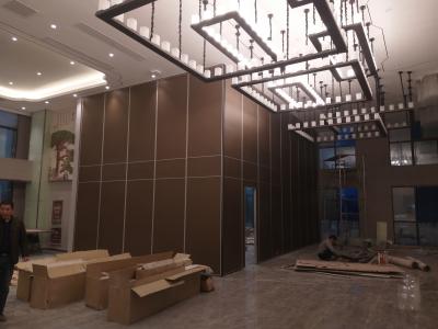 China Flexibles System-Aluminiumrahmen MDF, der Trennwände für Ausstellung Hall schiebt zu verkaufen