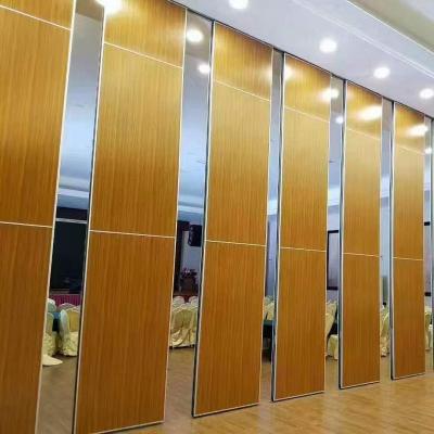 China Binnenlands Aluminium die Vouwend 65mm Beweegbare Verdelingsmuren voor Vergaderzaal glijden Te koop