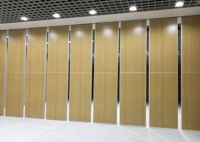 Cina Superiore piegante acustico del muro divisorio di Corridoio di banchetto appeso senza pista del pavimento in vendita