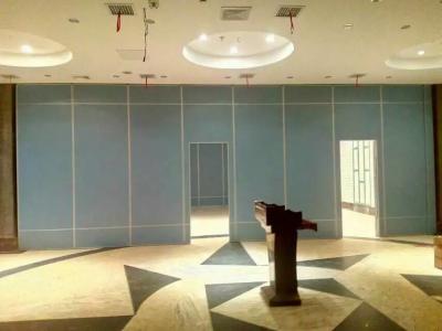 Cina Pavimento piegante scorrevole insonorizzato alla divisione mobile della parete del soffitto per il ristorante in vendita