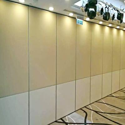 Cina Isolamento acustico stimato del fuoco di rivestimento della melammina dell'hotel che fa scorrere la divisione mobile piegante della parete in vendita