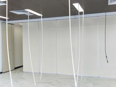 Cina Larghezza mobile acustica del pannello di parete dello spazio di disaccordo della pista del soffitto 800-1200 millimetri in vendita