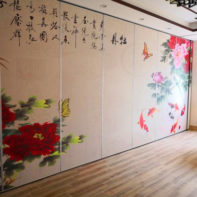 Cina Struttura di alluminio flessibile insonorizzata operabile del muro divisorio del PVC dell'hotel in vendita
