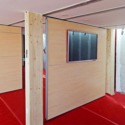 China Het Schuimraad van verdelingsmuren met Plafond en Vloerspoor voor Zaal Beweegbare Verdeling Maleisië Te koop