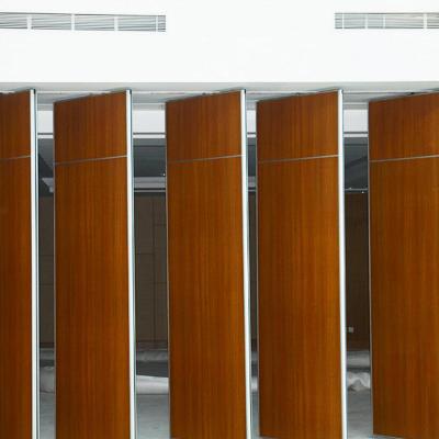Cina Progettazione della porta di rivestimento della melammina che fa scorrere i muri divisori per il banchetto Corridoio dell'hotel in vendita