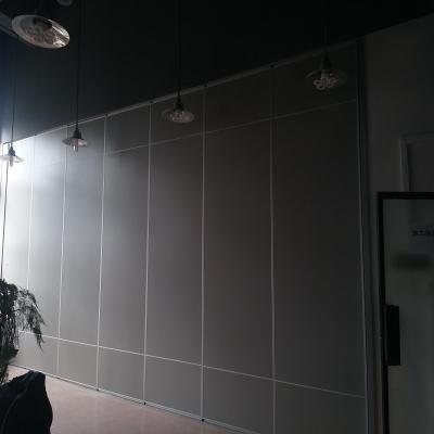 Cina Divisioni pieganti acustiche mobili dei muri divisori del fono assorbente di sala per conferenze per l'hotel in vendita