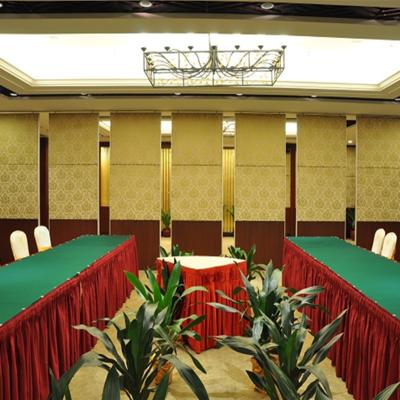 Cina Sistemi mobili del muro divisorio con la parete scorrevole facile del trasportatore di alluminio per la sala del consiglio in vendita