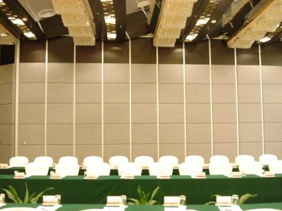 China Het vouwen van de Zaal van de Verdelingsmuren van het Deurontwerp Beweegbare Verdeling voor Vergaderingscentrum Te koop