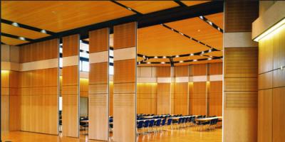 Cina Muro divisorio mobile della divisione operabile di alluminio pieghevole della parete per la sala riunioni del palazzo dei congressi in vendita