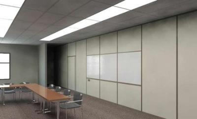 China Aluminum Profile Automatic Electrical Movable Partition Walls Wooden Panels For Office for sale