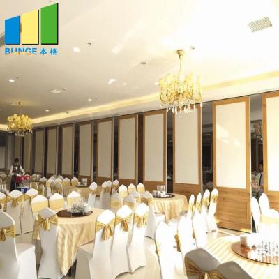 China Folding Wooden Operable Partition Wall Sound Proof Partition Door For Restaurant for sale