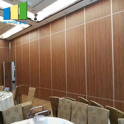 Cina Struttura di alluminio che fa scorrere il sistema mobile della parete della divisione di legno del fono assorbente della porta di piegatura in vendita