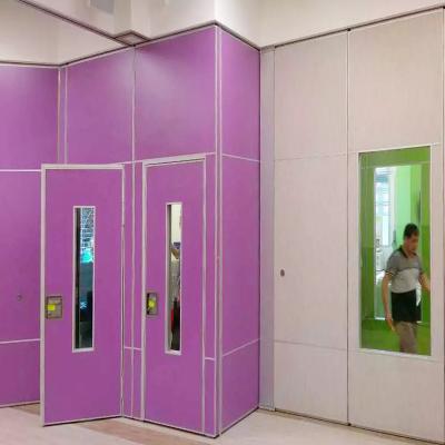 Cina Struttura di alluminio che fa scorrere il muro divisorio smontabile Louvered della maglia decorativa mobile in vendita