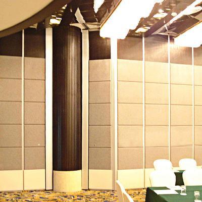 China Movable Conference Center Mobile Divider Modular Acoustic Folding Screen Glass Partition Wall For Hospital for sale