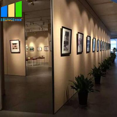 Cina Divisione mobile acustica insonorizzata dei divisori senza mostra operabile del muro divisorio della guida del pavimento in vendita