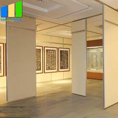 China largura de 500mm que desliza a separação dobrável de suspensão decorativa de alumínio do divisor de sala das paredes de separação para a exposição à venda