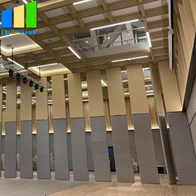 China De correcte Hoogste Hangende de Schuifdeur Akoestische Stof van Bewijsverdelingen beëindigt Vouwbare van de het Banketzaal van Saudi-Arabië de Verdelingsmuur Te koop