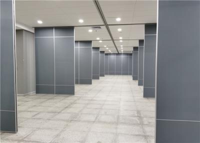 Cina divisione mobile decorativa del fono assorbente del muro divisorio di 65mm per la mostra in vendita