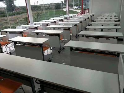 China Van de de Schoollijst van EBUNGE Modern Vouwbaar de Zaal van de het Kantoormeubilairconferentie Bevindend Bureau met Vier Wielen Te koop