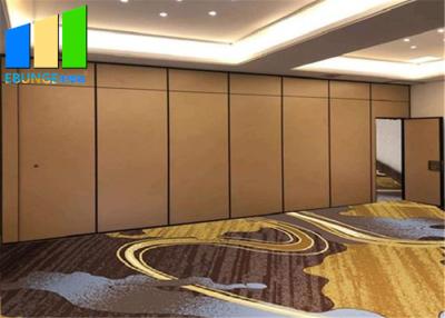 Cina Office Acoustic Folding Door Removable Partition Walls For Meeting Room in vendita