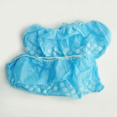 China Non Woven Anti Slip Shoe Cover Disposable Shoe Cover With Wheel Mark Pattern for sale