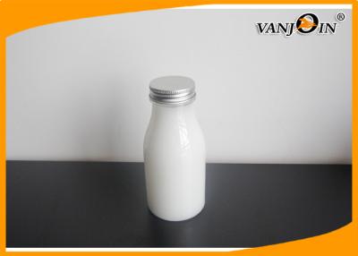 Cina Bottiglie di plastica del succo dell'ANIMALE DOMESTICO trasparente rotondo ovale con i coperchi a vite per latte o la bevanda in vendita