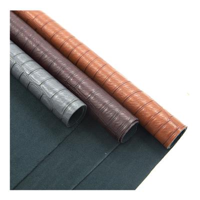 Cina Hot Selling Abrasion-Resistant Embossing Imitation Leather Fabric PU Raw Material For Shoes in vendita