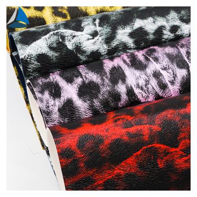 Cina Cover Abrasion-Resistant Premium Faux Material PU Polyurethane Synthetic Leather in vendita