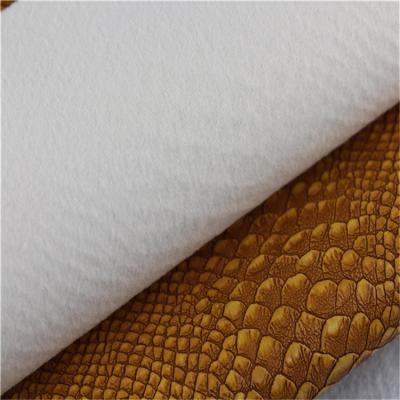 Cina Abrasion-Resistant Synthetic Crocodile Skin Patterned Patterned Stretched PU Shoe Upper Leather in vendita