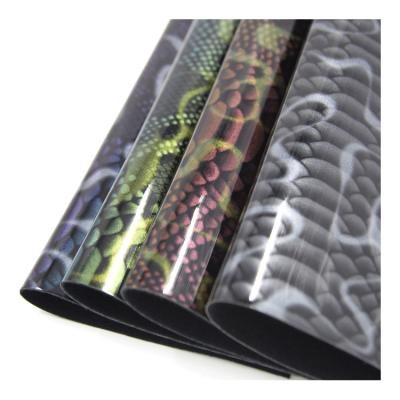 中国 PU Waterproof Silky Patent Synthetic Leather Fabric For Shoes / Elephant Print Leather 販売のため