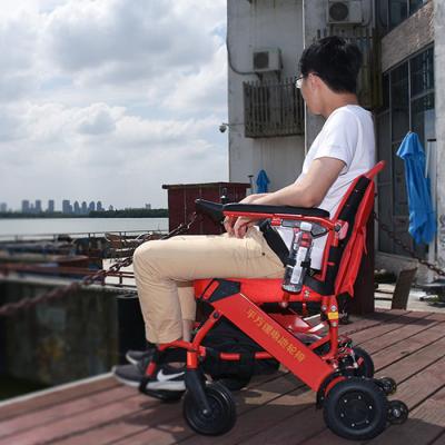 Cina Una sedia a rotelle elettrica pieghevole classica rossa da 18 chilogrammi della lega di alluminio in vendita