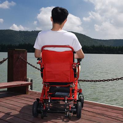 Cina Una sedia a rotelle elettrica pieghevole classica rossa da 18 chilogrammi della lega di alluminio in vendita