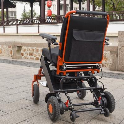 Cina Lega di alluminio 150W X 2 della sedia a rotelle motorizzata piegante della gomma rigida dell'unità di elaborazione in vendita
