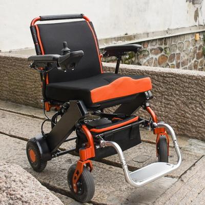 Cina Lega di alluminio 150W X 2 della sedia a rotelle motorizzata piegante della gomma rigida dell'unità di elaborazione in vendita