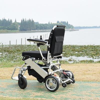 Cina Sedia a rotelle a pile 6km/Hr della struttura di alluminio con il motore senza spazzola in vendita
