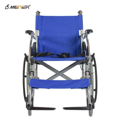 Cina Sedia a rotelle manuale di alluminio leggera portatile per gli anziani in vendita