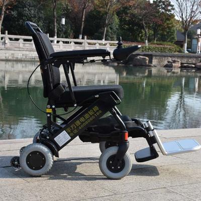 Cina Sedia a rotelle elettrica pieghevole del classico facile disabile con la batteria al litio in vendita