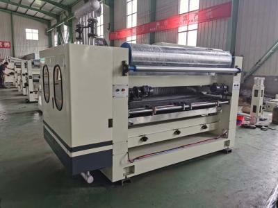 Cina La macchina ondulata automatica E del singolo Facer di 1400mm scanala nel riscaldamento elettrico in vendita