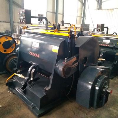 China Vast gegolfde doos maken machine handmatig kraken en sterven snijden Te koop