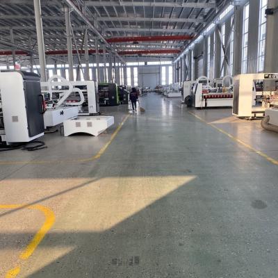 China Golf Kartonnen Automatische Gedreven de Machine Pneumatisch van Gluer van de Kartonomslag Te koop