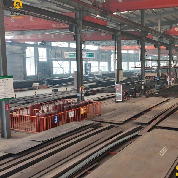 Quality Prefabricated Steel Warehouse Building with Sandwich Panel Cladding for sale