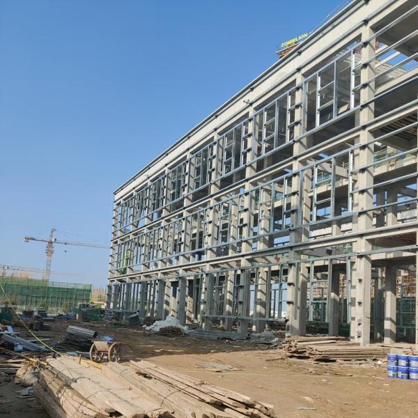 Quality Lightweight Prefabricated Steel Structure Building For Office / Warehouse for sale