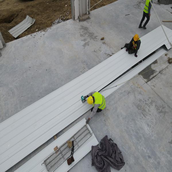 Quality Prefab Steel Structure Factory with EPS Sandwich Panels for sale